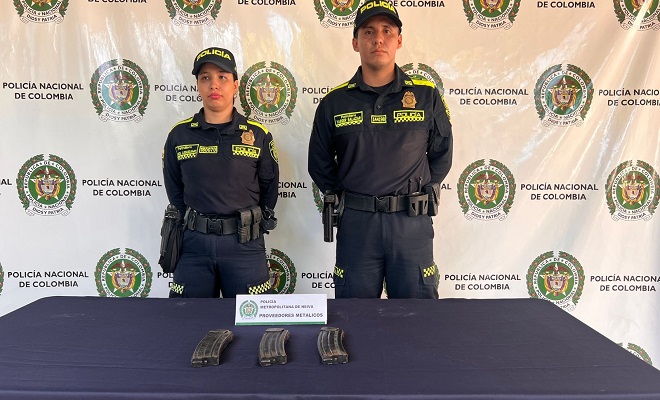 La Policía Nacional logra el hallazgo en la ciudad de Neiva, de tres cargadores para fusil ...